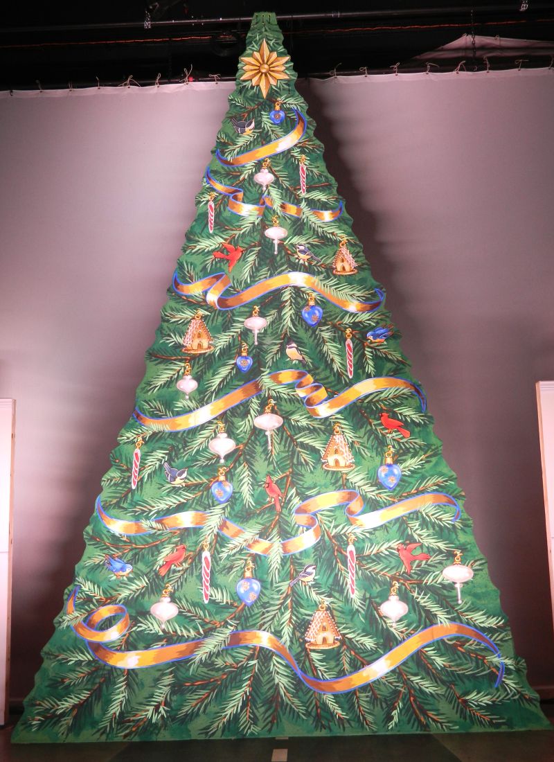 18 Foot Nutcracker Tree – Tuxedo Junction Fine Art